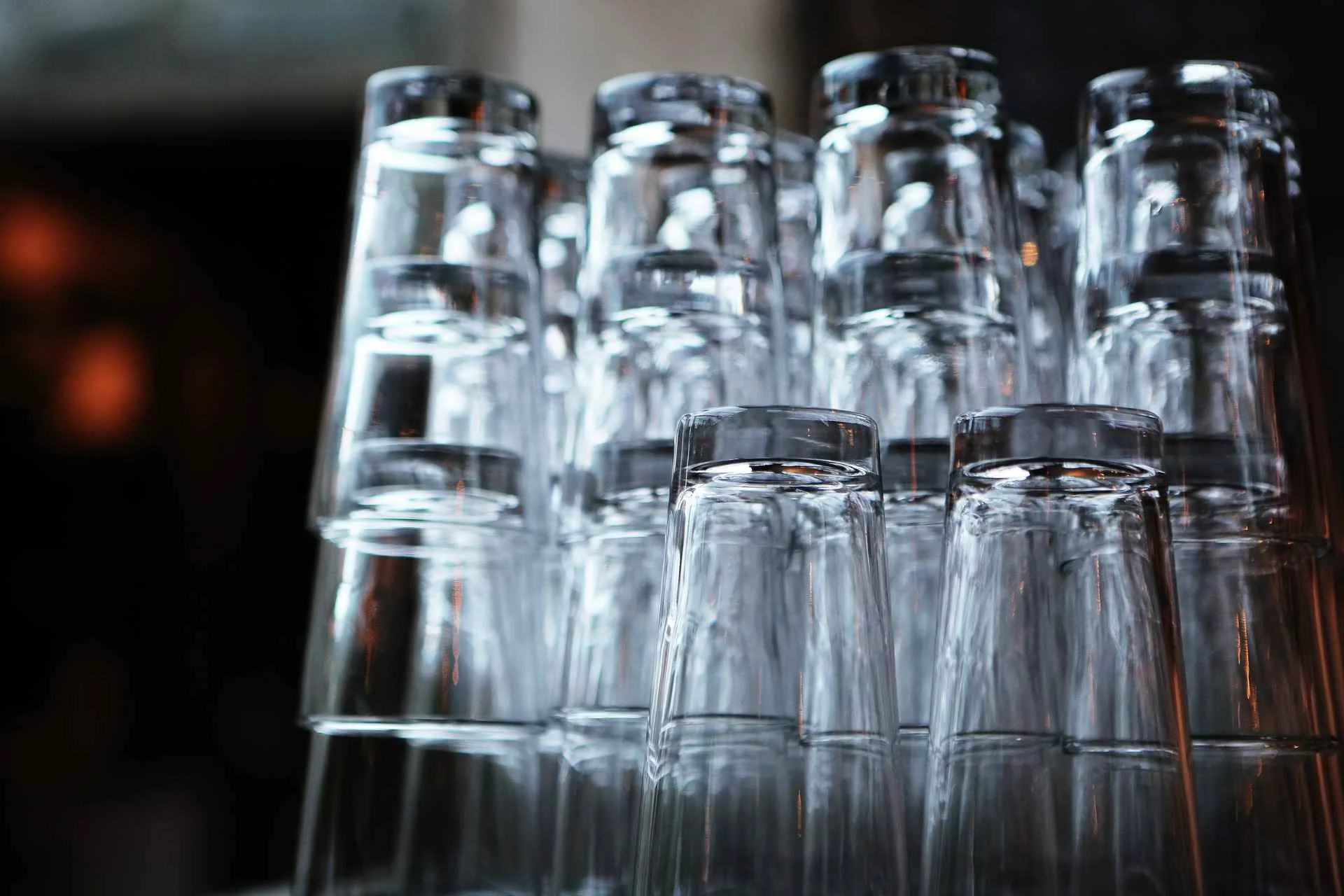Plongeur / Plongeuse en restauration : métier, salaire, formation | CIDJ