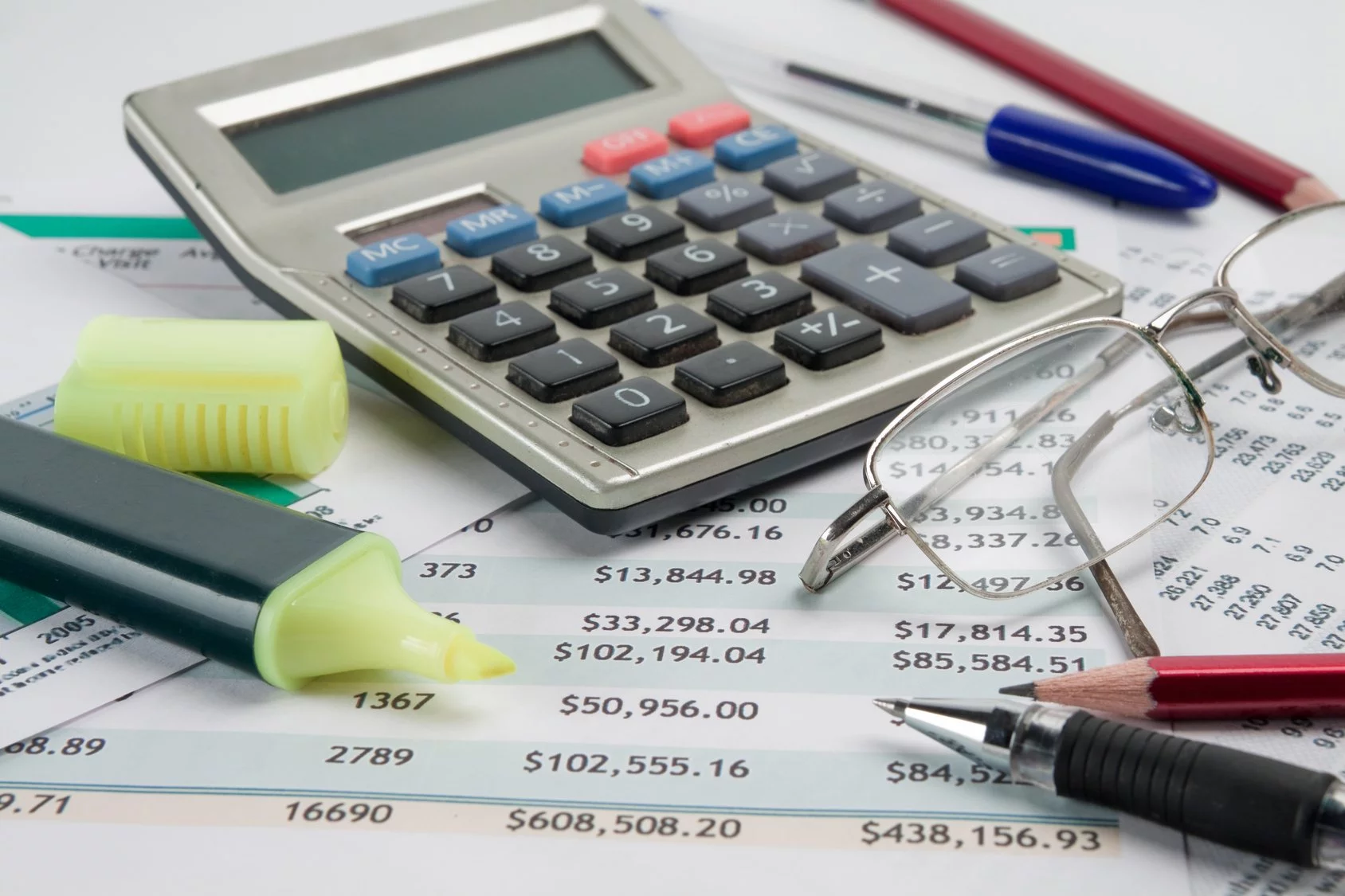 Auditeur / Auditrice externe : métier, salaire, formation | CIDJ